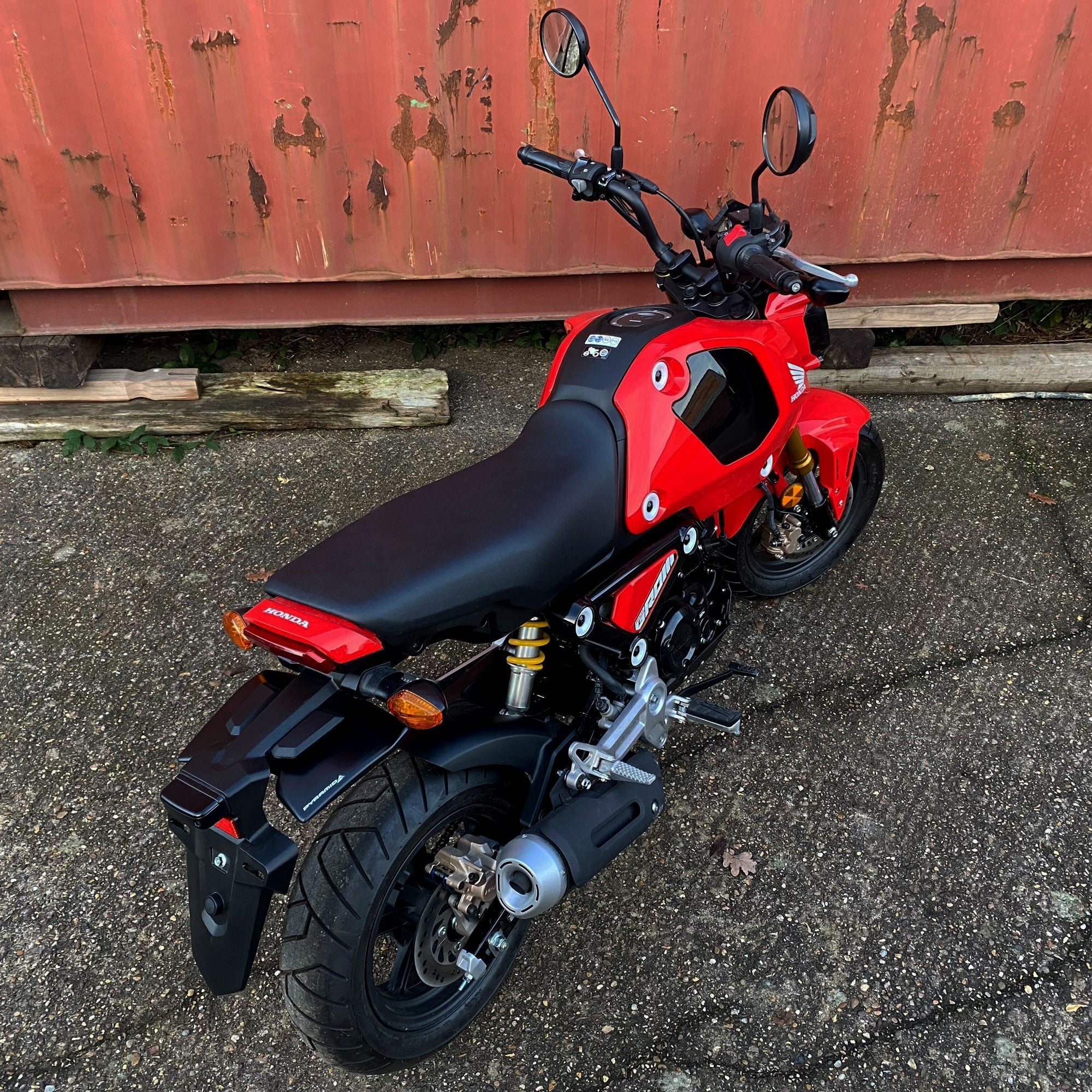 Pyramid Rear Splash Protector | Matte Black | Honda MSX 125 2021>Curre ...